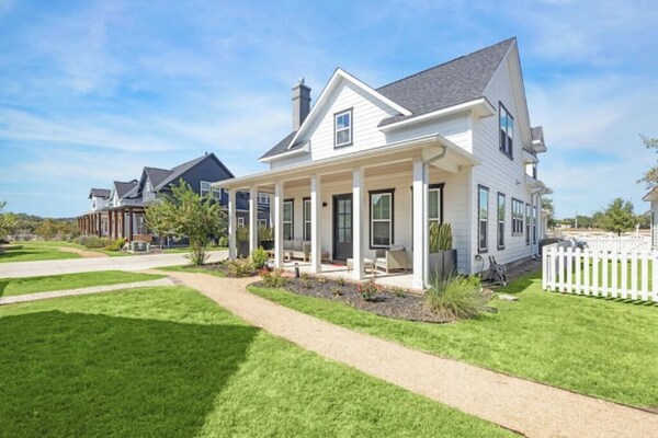 Enchanting 3-bedroom House With Wifi In Driftwood - Dripping Springs, TX