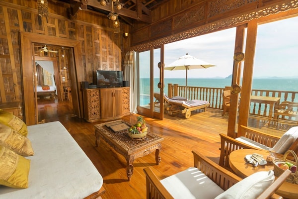 Villa Udom - Two Bedroom Resort, Sleeps 5 - Ko Yao Yai