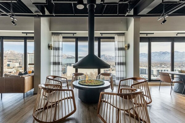 Dt Studio | Gym | Pool Table | 8th Floor | Parking - Salt Lake City, UT