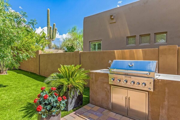 Legend Trail Golf  & Boulders Golf Club Getaway - Carefree, AZ