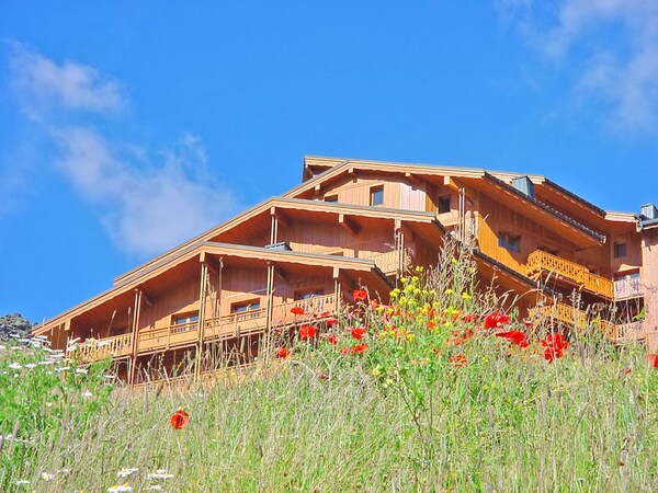 Au Pied Des Pistes | Charmant T2 | Piscine - Val Thorens
