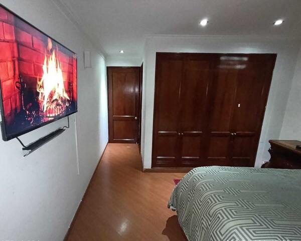 Habitación Con Baño Privado Alameda Usaquén 135 - Meta