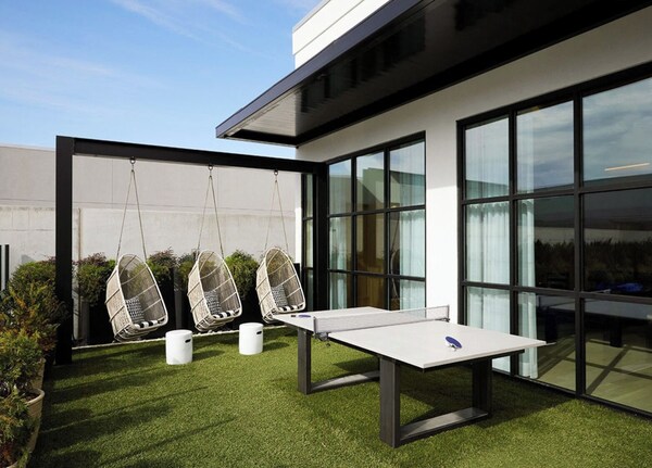 Chic 1-bedroom Apartment In Atlanta  Modern Comfort Meets City Living!\n\n - Smyrna