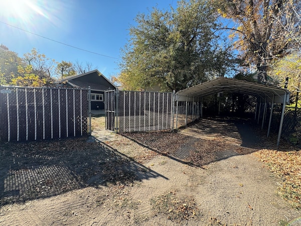 Charming Fully Remodeled 2-bedroom House With Wifi In Evanston - Evanston, WY