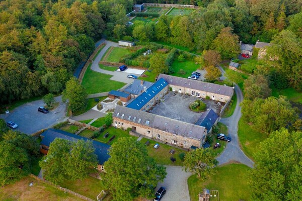 Converted Stone Cottage With Indoor Swimming Pool - Haverfordwest