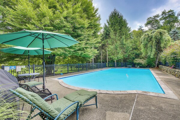 Serene Holmes Cottage Near Lakes & Trails! - New England