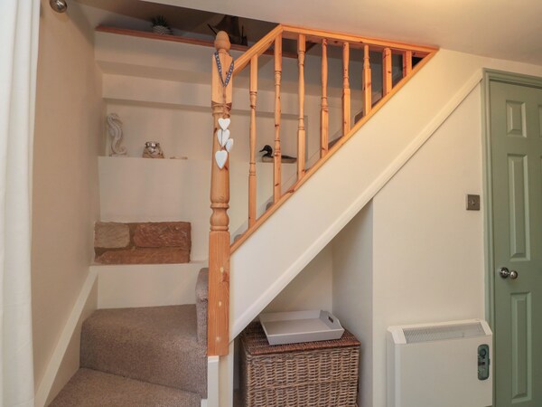 Little Gem, Pet Friendly, Country Holiday Cottage In Whitby - Sandsend