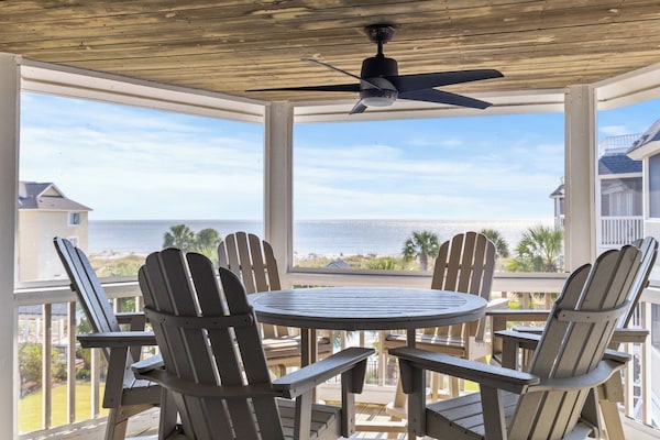 Tidewater H301 - Top Floor End Unit! Pool! - Isle of Palms, SC