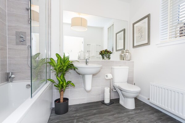 Charming Home Near Aberdeen City - 亞伯丁