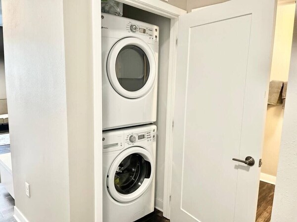 Vibrant Downtown Condo With Skywalk Access #1 - Des Moines, IA