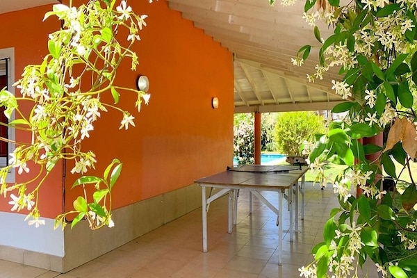 Quinta En Pilar De 5 Habitaciones, Ideal Para Festejos Y Estadías. - Villa Rosa
