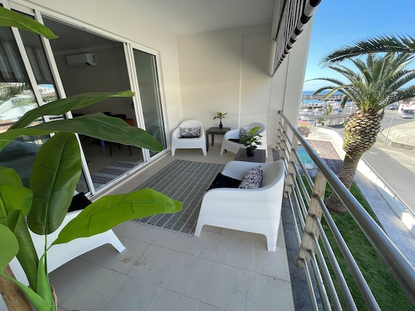 Spacious 4-bedroom Marina Condo With Ac, Wifi In Fabulous Vila Franca Do Campo - Vila Franca do Campo