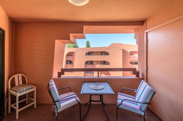 Casa Romeo-4th Floor Updated Condo - Phoenix