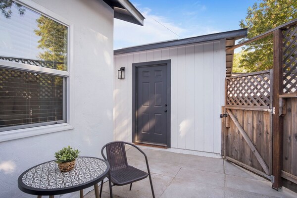 Serene And Stylish Getaway - Modesto, Ca - Modesto, CA