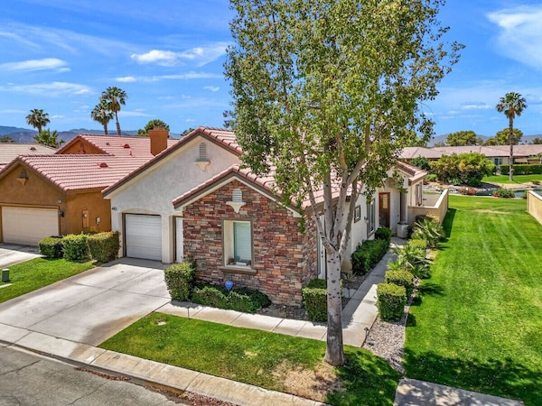 Indio Oasis Casita By Rather Be Properties - Coachella, CA