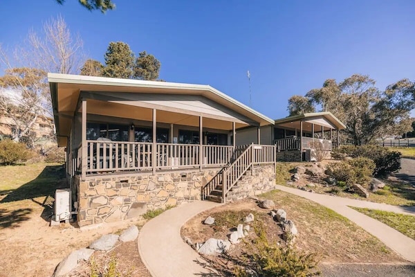 Kanangra Cottage - Spacious 3br + Lakeside Views 5mins From Shopping Centre - Jindabyne