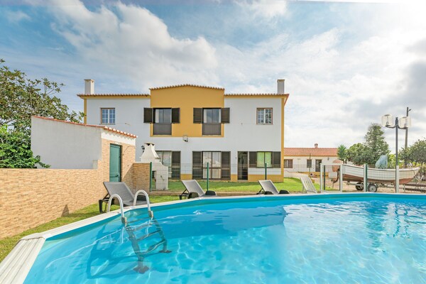 Appartement 'Apartamento G' Met Uitzicht Op Zee, Gedeeld Zwembad En Wifi - Alentejo