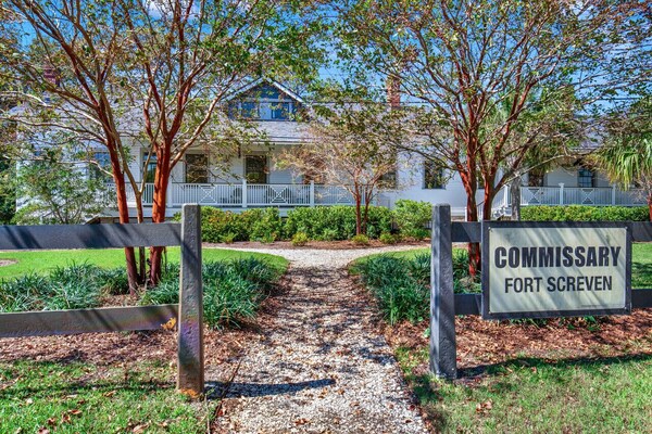8 Guest Historic North End Tybee Beach Home Near Lighthouse - Tybee Island, GA