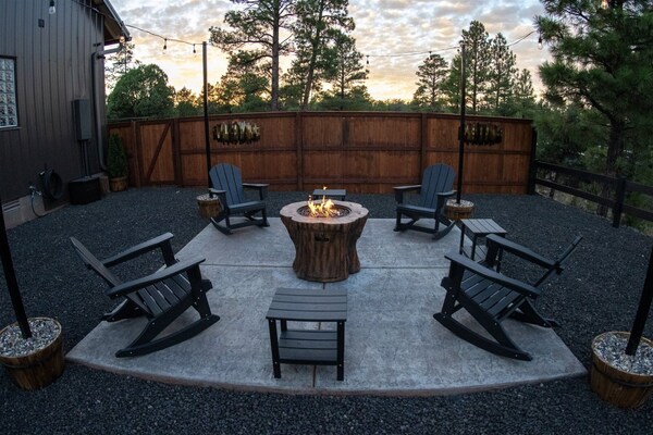 Cabin Retreat In The White Mountains Of Arizona - Show Low, AZ