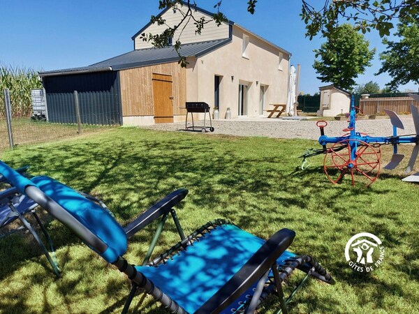 Gîte Lumineux Avec Wifi, Animaux Admis, Parking, Proche Château-gontier - Craon
