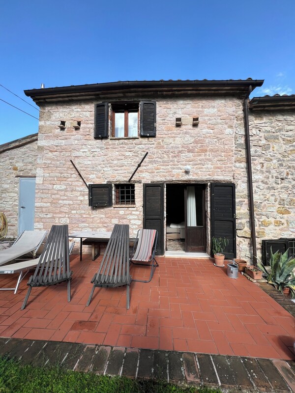 Vacation Apartment In The Middle Of Paradise, On Monte Paganuccio / Marche. Nature And Tranquillity. - Pergola