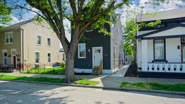 Lee Street Lodge | Minutes From Dt! - Cincinnati, OH