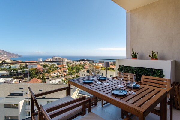 Guestready - Elegant Madeira Retreat - Funchal