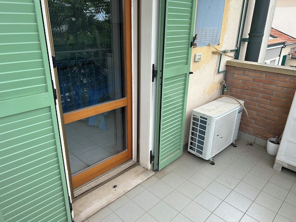 A 150 Mt Dalla Spiaggia Del Lido Di Fano,  Casa Vacanze, Per Famiglie - Fano
