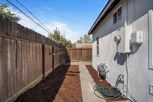 Lavish Living Retreat - Modesto, Ca - Modesto, CA