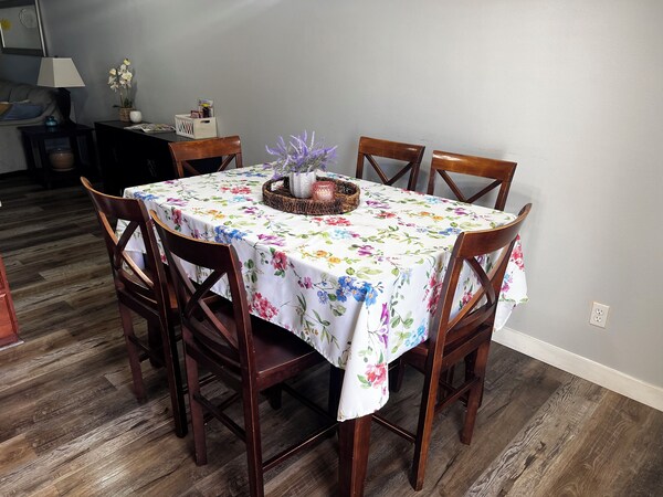 Charming 3-bedroom Townhome With Ac And Wifi In Cedar City - Cedar City, UT
