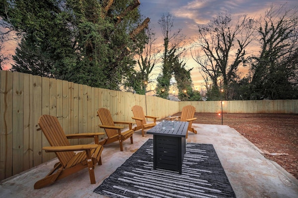 2br/2ba W/ Patio And Workspace Walk To Cherrydale - Travelers Rest, SC