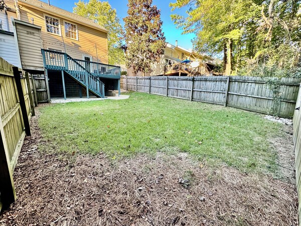 Charming 2-bedroom Townhome Conveniently Located - Hoover, AL