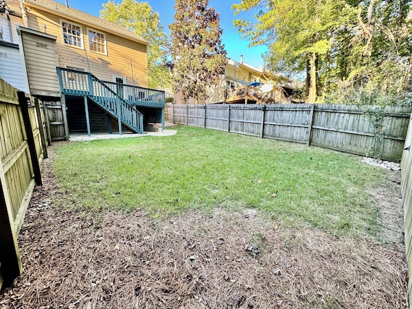 Charming 2-bedroom Townhome Conveniently Located - Hoover, AL