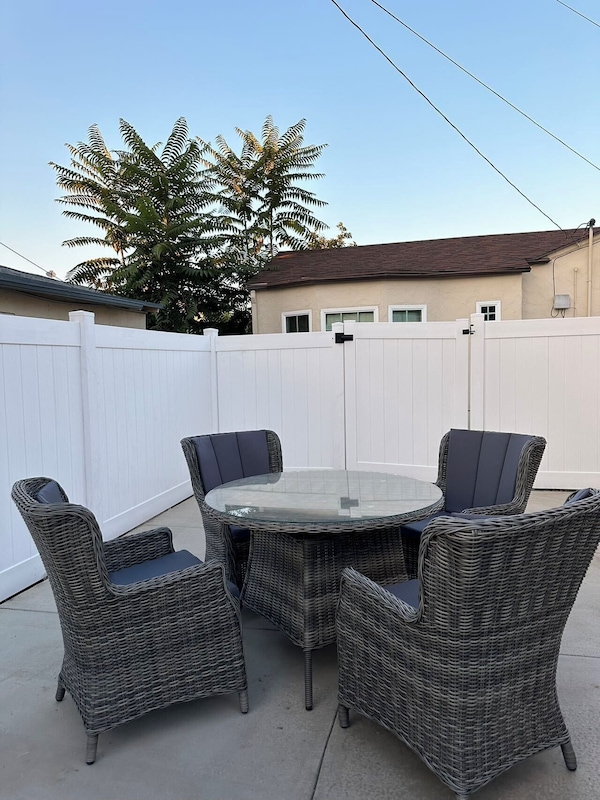 Gated  & Morden 1bed1bath House In Baldwin Park With Wifi And Ac - Azusa, CA