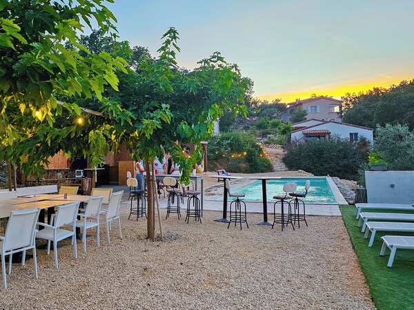 Domaine Au Sud Ardeche Avec 4 Gites Independant, Grande Piscine, Poolbar, - Les Vans