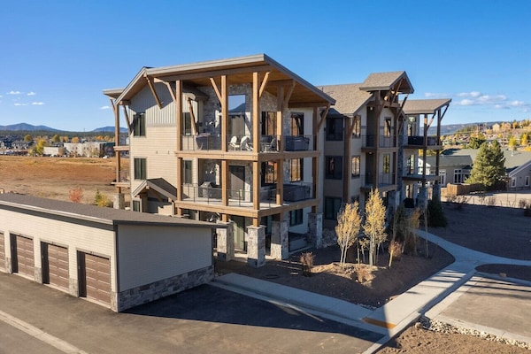 Downtown Fraser| Hot Tub |Walkable - Winter Park, CO