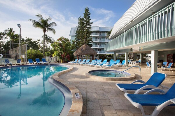 Oceanfront Oasis Smathers Beach Condo Sunrise Views Island Charm Book Today - Key West