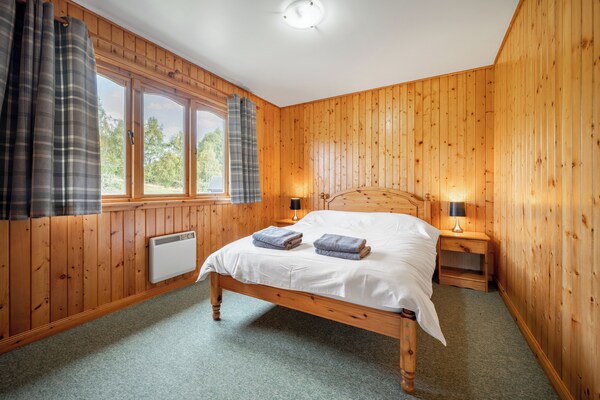 Glomach Lodge @ Lochletter Lodges. A 2 Bedroom Lodge In Beautiful Glen Urquhart. - Loch Ness