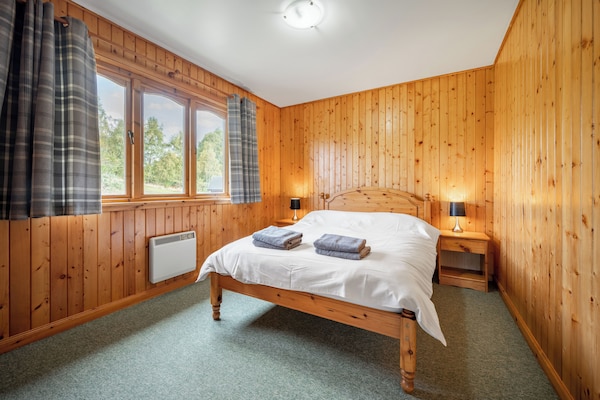 Glomach Lodge @ Lochletter Lodges. A 2 Bedroom Lodge In Beautiful Glen Urquhart. - Loch Ness