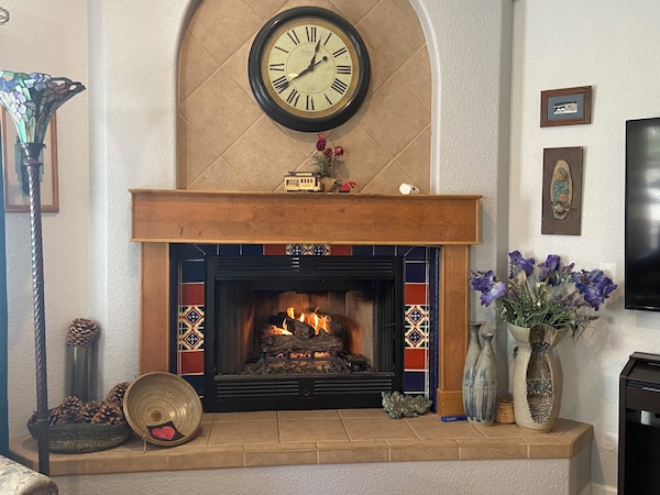 3-bedroom Home Close To New Mexico State University And The Convention Center. - Las Cruces, NM