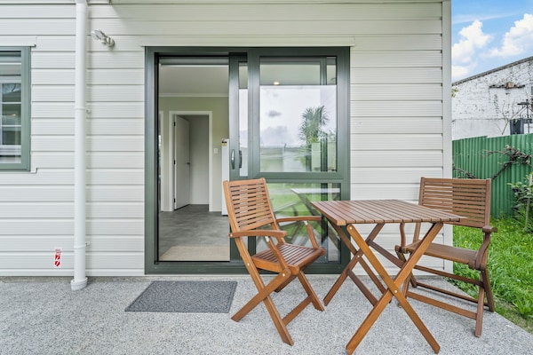 Birch Cottage - Greytown Holiday Home - Greytown