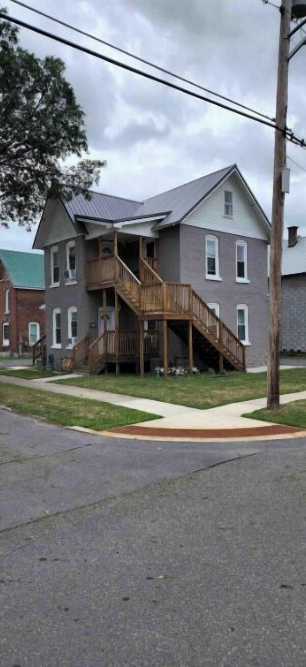 Cozy Apartment In Watertown - Watertown, NY