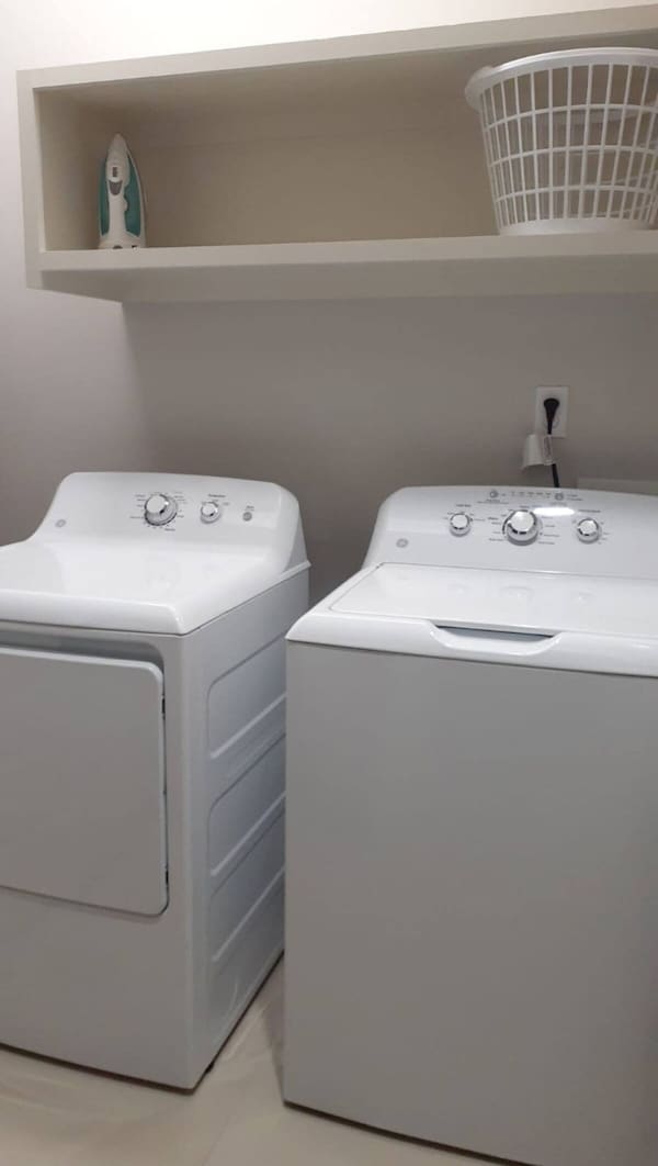 Mcallen Tx Divine Apartment 2bedroom-2bath, Patio, Close Airport, Shopping - McAllen, TX