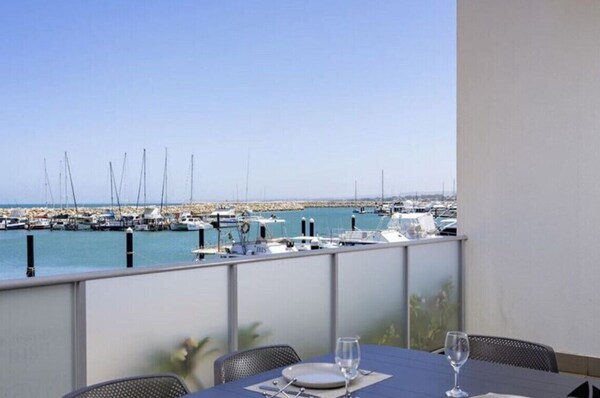 Geraldton Northshore Nirvana Overlooking The Marina Boardwalk - 제럴턴