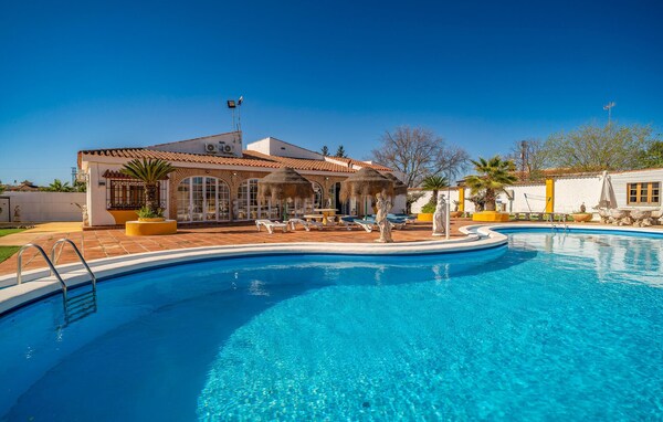 Preciosa Casa En Puente Genil Con Wifi - Puente Genil