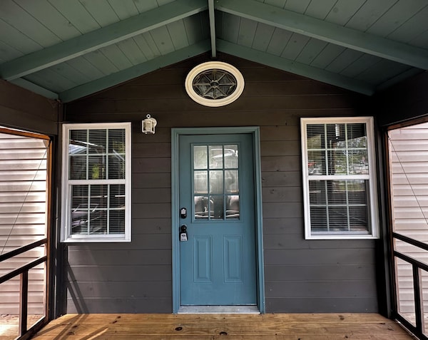 Stay Small At Lake Waccamaw - Lake Waccamaw, NC