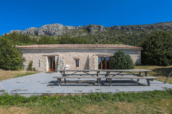 Cottage 'Gite Bergerie' With Mountain View, Private Terrace And Wi-fi - Alps