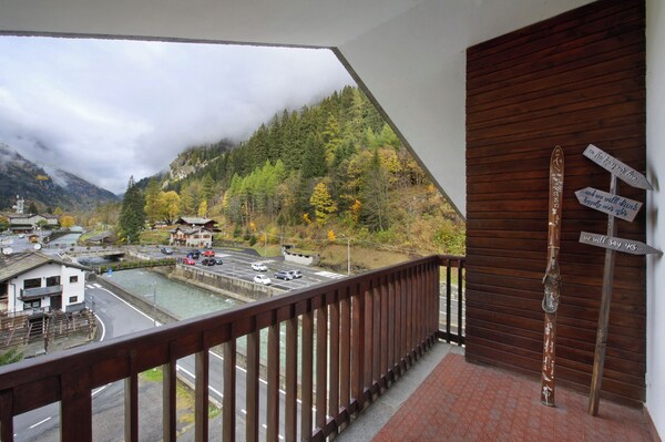 Apartment 'Finestra Sul Monte Rosa' With Mountain View, Shared Garden And Wi-fi - Gressoney-Saint-Jean