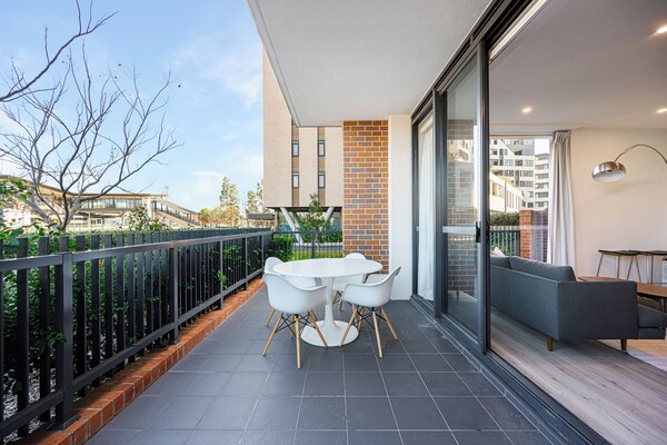 Penrith 3br Apt Close Totrain Station & Shopping - Kingswood