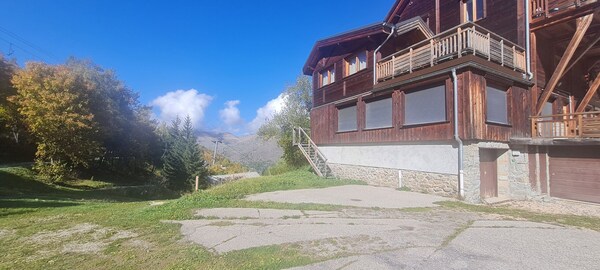 Nice Apt 6 Pers In Chalet - Les Deux Alpes, France